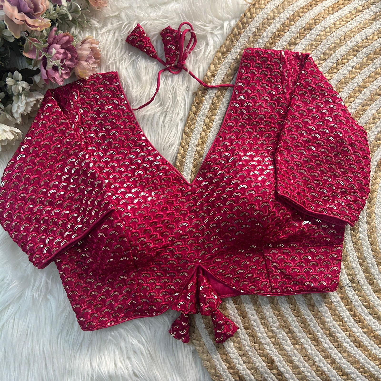 APPLE CUT DESIGN THREAD WITH SEQUENCE WORK BLOUSE – RK Blouses